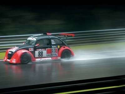 Volkswagen Beetle racer | MyRideisMe.com