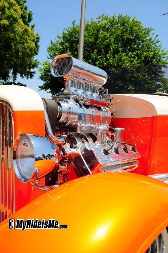 15 of the Best Hot Rod Engines at LA Roadster Show | MyRideisMe.com